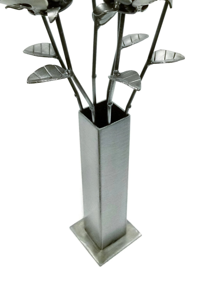 Metal Vase, Welded Bud Vase, Steampunk Vase, Welded Rose Vase for Cent ...